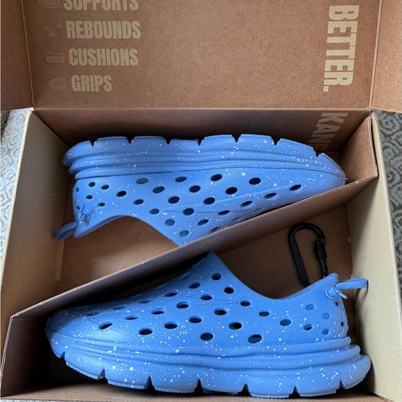 Kane | Shoes | Kane Revive Active Recovery Shoe Periwinkle All Over ...